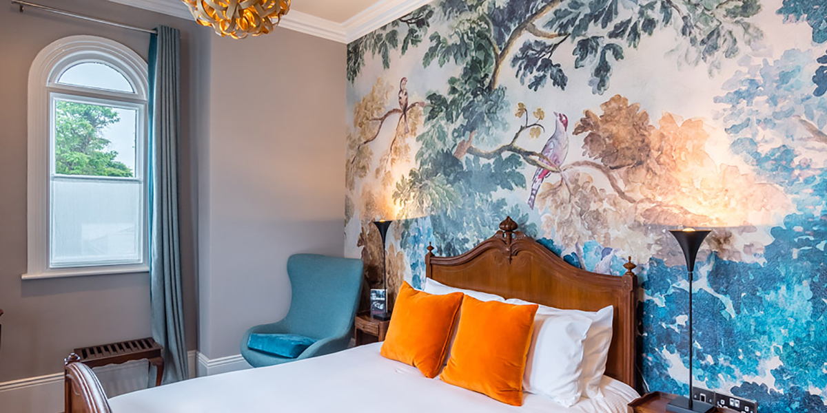 Permission to press snooze - Peach Pubs