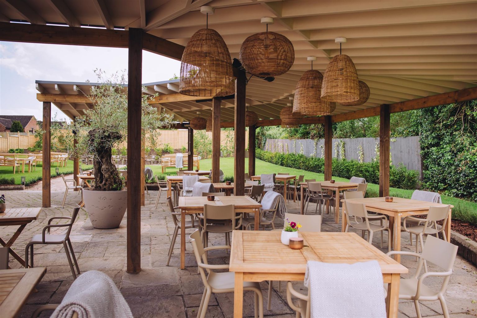 A new menu and season of events at The White Lion, Radford Semele ...